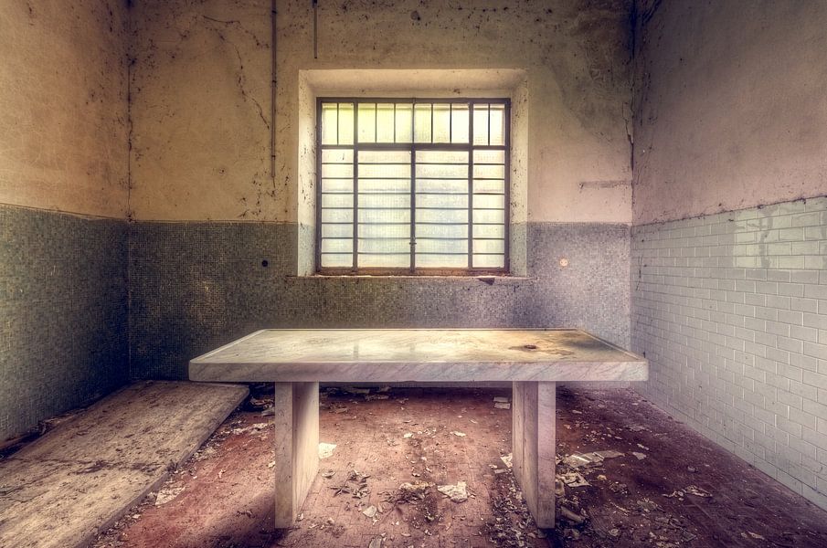 Abandoned Autopsy Table. by Roman Robroek - Photos of Abandoned ...