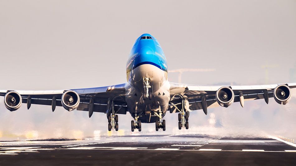 KLM Boeing 747-400 take-off at Schiphol by Dennis Janssen on canvas ...