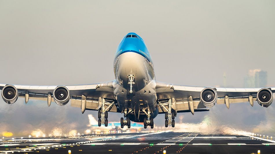 KLM Boeing 747 take-off from Schiphol to a warmer destination by Dennis ...