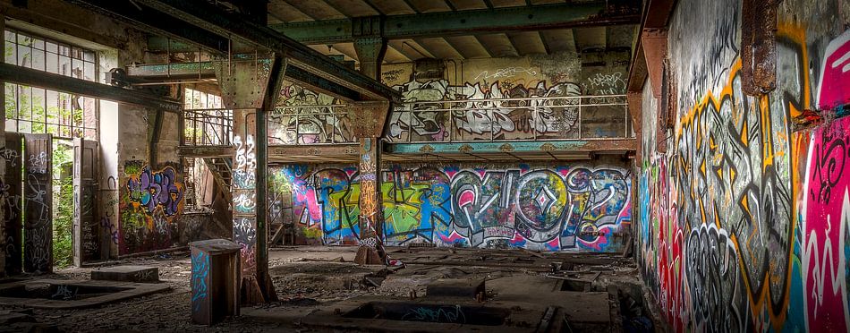 Graffiti dans une mine du 19ème siècle par l'artiste Jarno Boks
