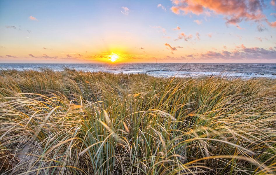 Zonsondergang op Texel / Texel Sunset van Justin Sinner Photography ( Fotograaf op Texel) op ...