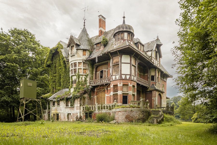 Château Nottebohm par l'artiste Oscar Beins