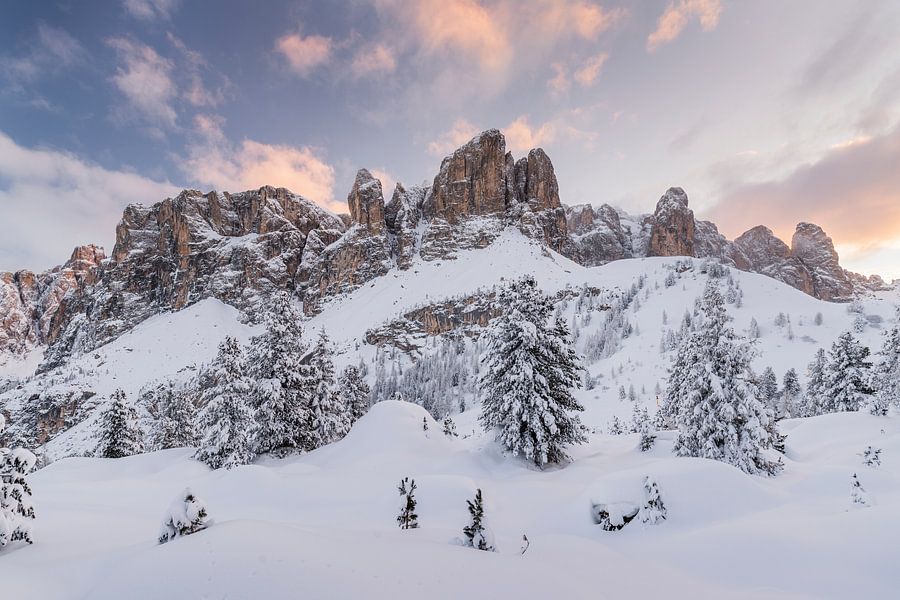 Passo Gardena II van Rainer Mirau op canvas, behang en meer