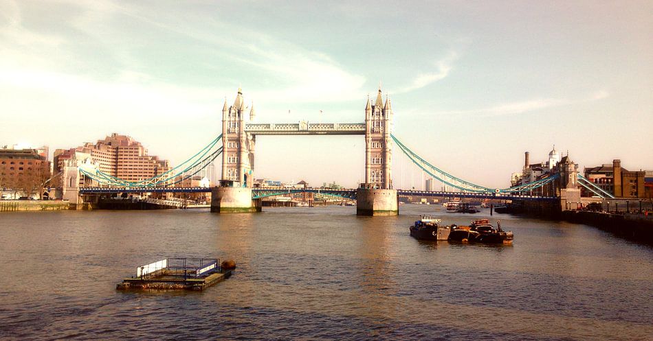 Le Tower Bridge de Londres par l'artiste Andre Jacobs