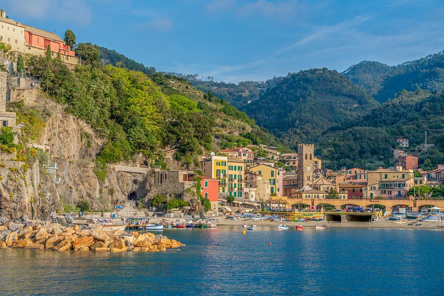 Monterosso al Mare in de Cinque Terre van Achim Prill op canvas, behang ...
