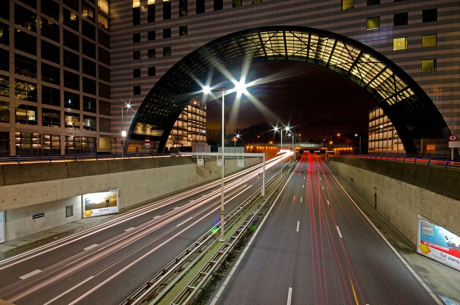 De Haagse poort boven de Utrechtsebaan in Den Haag van Remco Swiers op ...