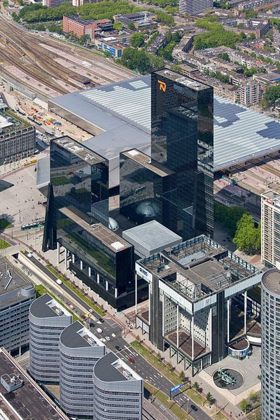 Luchtfoto Delftse Poort en Unilever te Rotterdam van Anton de Zeeuw op ...