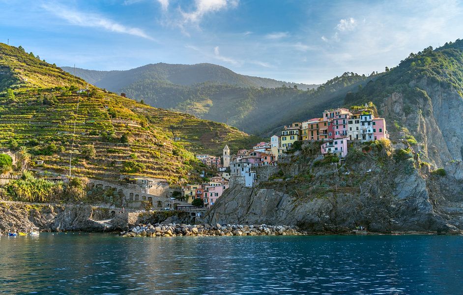 Manarola in de Cinque Terre van Achim Prill op canvas, behang en meer