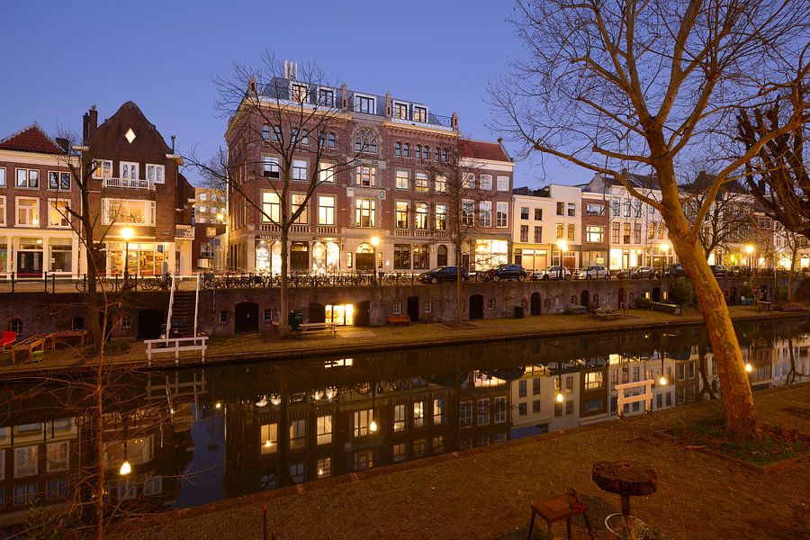 Oudegracht in Utrecht between Geertebrug and Vollersbrug by Donker Utrecht on canvas, poster ...