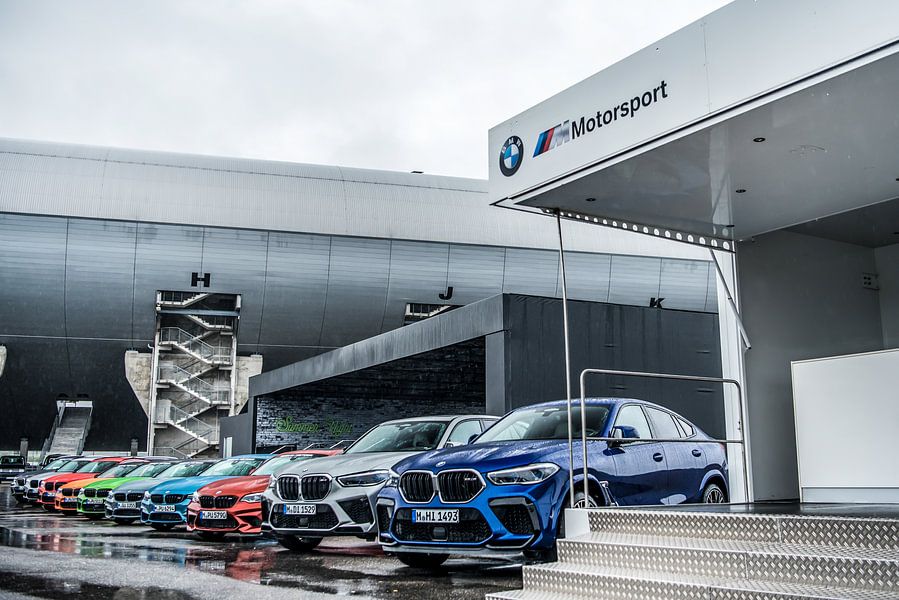 BMW M-modellen op een rij van Bas Fransen op canvas, behang en meer