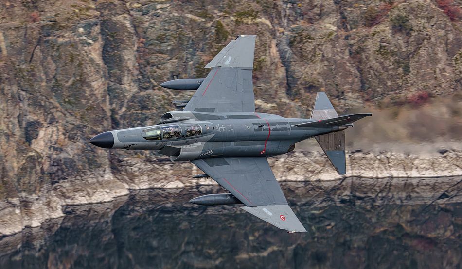 McDonnell Douglas F-4E Phantom II de l'armée de l'air turque. par l ...